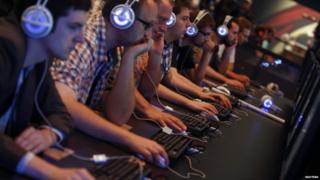 Day in pictures: 21 August 2013 - BBC News