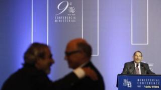 WTO agrees global trade deal worth $1tn - BBC News