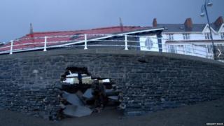 In Pictures: Wales storms and aftermath - BBC News