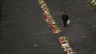 Day in pictures: 27 February 2014 - BBC News