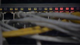 Supercomputer Archer unveiled at Edinburgh University - BBC News