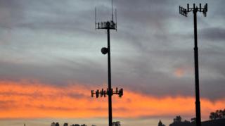 Mystery Stingray devices discovered in Washington - BBC News