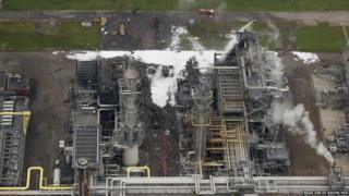 Day in pictures: 4 June 2014 - BBC News