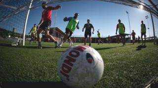 Nottingham chosen as first City of Football - BBC News