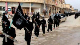 Islamic State militants pose 'biggest threat' to US - BBC News
