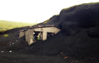 How do you stop the flow of lava? - BBC News