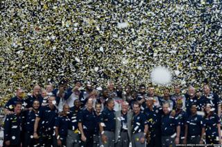 Day in pictures: 15 September - BBC News