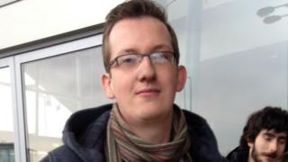 Radical Independence Campaign launches 'People's Vow' - BBC News