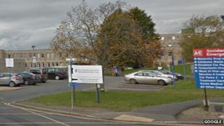Walk-in centre to open at Royal Shrewsbury Hospital - BBC News