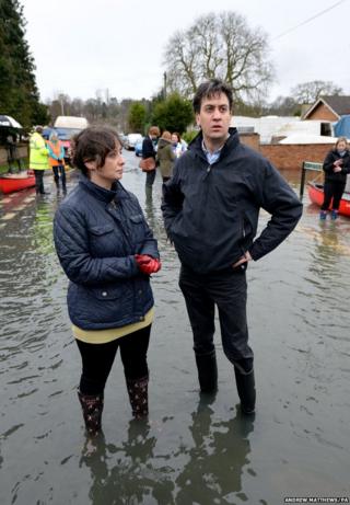 Ten photos capture the UK in 2014 - BBC News