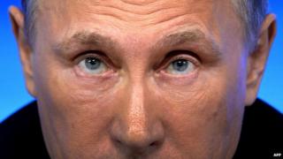 Is Putin to blame for the plunging rouble? - BBC News