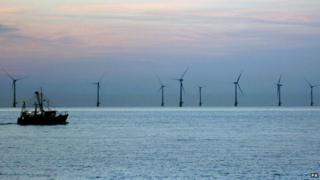 North Sea wind power 'may make East of England a trade hub' - BBC News