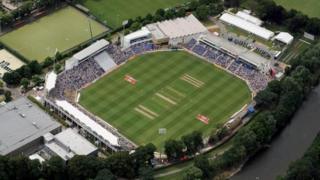 Glamorgan Cricket: Club to start repaying Cardiff Council loan - BBC News