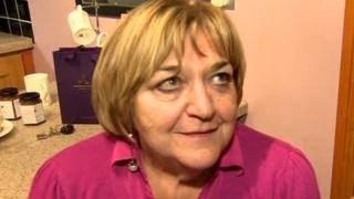 Champion jockey AP McCoy's mother talks of '20 brilliant years' - BBC News