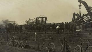 Quintinshill rail disaster remembered 100 years on - BBC News