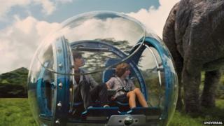 Jurassic World returns for new generation - BBC News