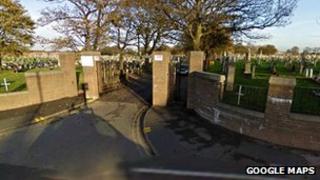 Loaded shotgun found in Ford Cemetery, Liverpool - BBC News