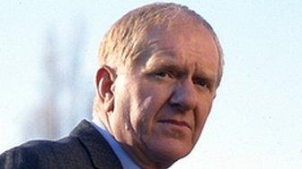 Bradford Alhambra Theatre: 100 years of the show going on - BBC News