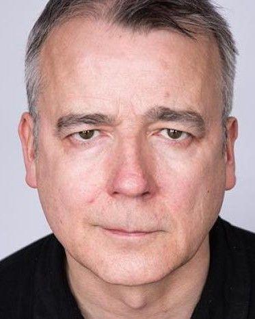 Restless Natives actor Vincent Friell dies aged 64 - BBC News