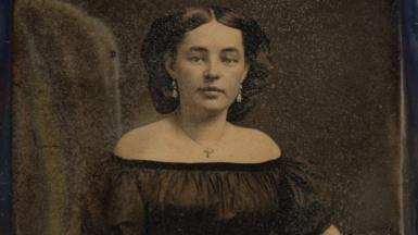 Buffy the Vampire Slayer actor Robin Sachs dies aged 61 - BBC News