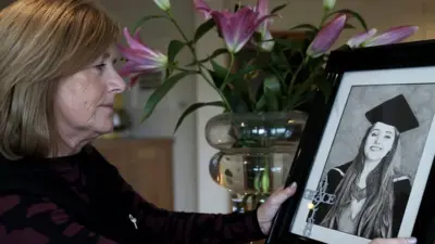 Exeter restaurant bomber Nicky Reilly dies in prison - BBC News