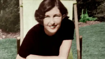 Swindon Link Centre pool to finally reopen in new year - BBC News