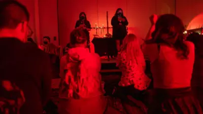 Festivals urged to tackle legal highs by the government - BBC News