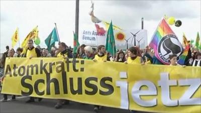 Anti-nuclear feelings spark mass protests in Germany - BBC News