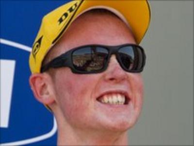 Bradley Smith delighted at MotoGP deal - BBC Sport
