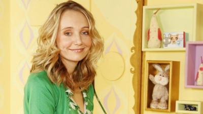 Cbeebies Cerrie tells us what she likes about Christmas - BBC Newsround