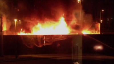 Lorry fire closes A500 northbound in Stoke-on-Trent - BBC News