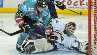 Belfast Giants stroll past Edinburgh Capitals at Odyssey Arena - BBC Sport
