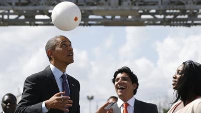 Barack Obama plays footie with energy-generating ball - BBC Newsround