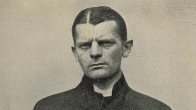 World War One: Eleven shot at dawn in Tower of London - BBC News