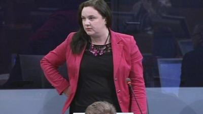 Hand-on-hip rebuke to Eluned Parrott prompts complaint - BBC News