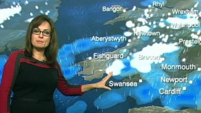 Snow forecast for higher ground in Wales - BBC News