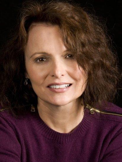 'Acreditei que eu era minha irmã morta ressuscitada' - BBC News Brasil