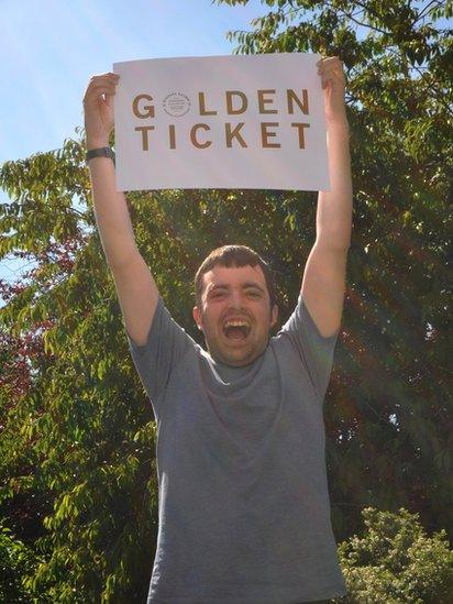 In pictures: Borders railway golden ticket winners - BBC News