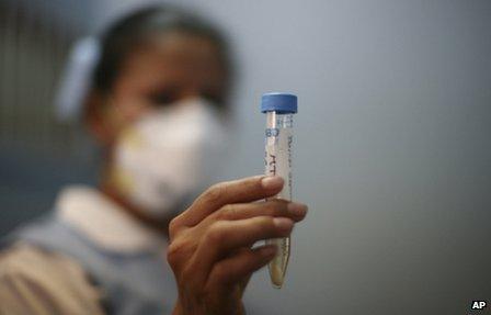 Newspaper headlines: 'The Great Fall of China' - BBC News