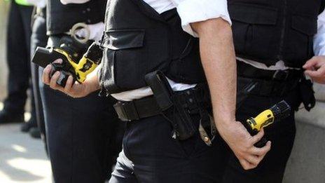 Wiltshire Taser death man 'died of unrelated injuries' - BBC News