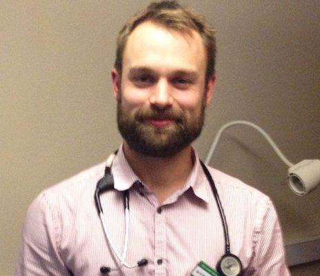 Junior doctors' pay: Your stories and views - BBC News