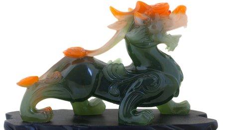 Giant jade stone uncovered in Myanmar - BBC News