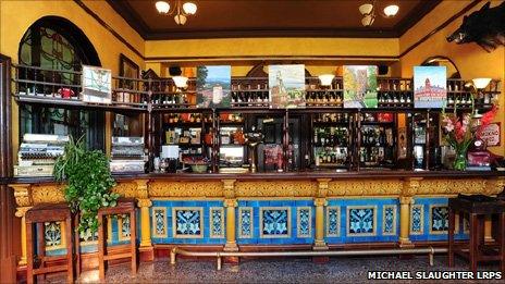 Calling time: Book celebrates Wales' historic pubs - BBC News
