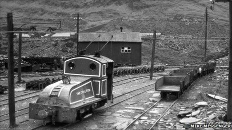 Restoration aim for slate mine electric trains - BBC News