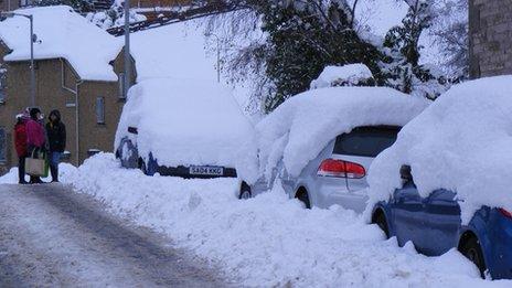 Borders learns about 'extreme' weather - BBC News