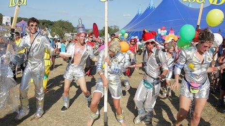 Orbital are to play Isle of Wight's Bestival festival - BBC News