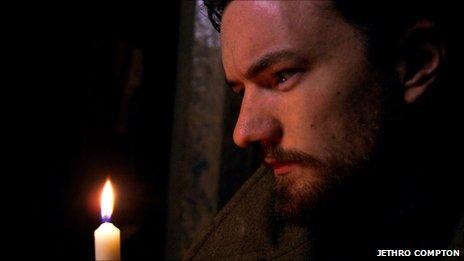 How Macbeth became a prison drama - BBC News