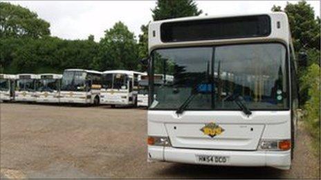 New home for Isle of Wight bus museum - BBC News