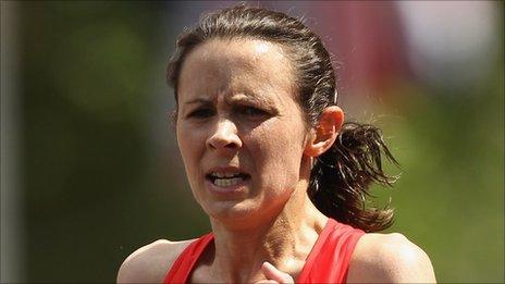 London 2012: Jo Pavey runs 10,000m Olympic qualifying time - BBC Sport