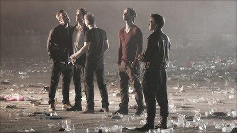 Take That When We Were Young filmed after show - BBC News